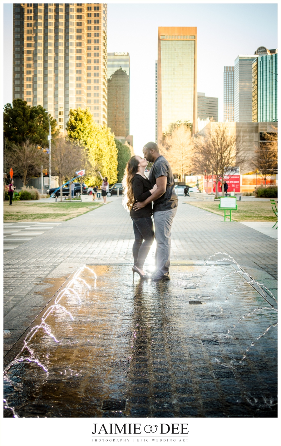 Dallas Arts District Engagement Session | Dallas Wedding Photographers ...